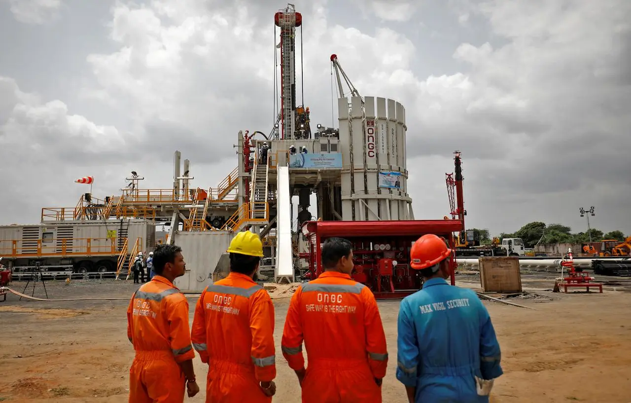 Uttarakhand HC Lifts 31-Year Ban On ONGC Hiring Contract Workers